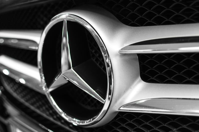Global auto slowdown drags down Mercedes Benz maker - Supply Professional