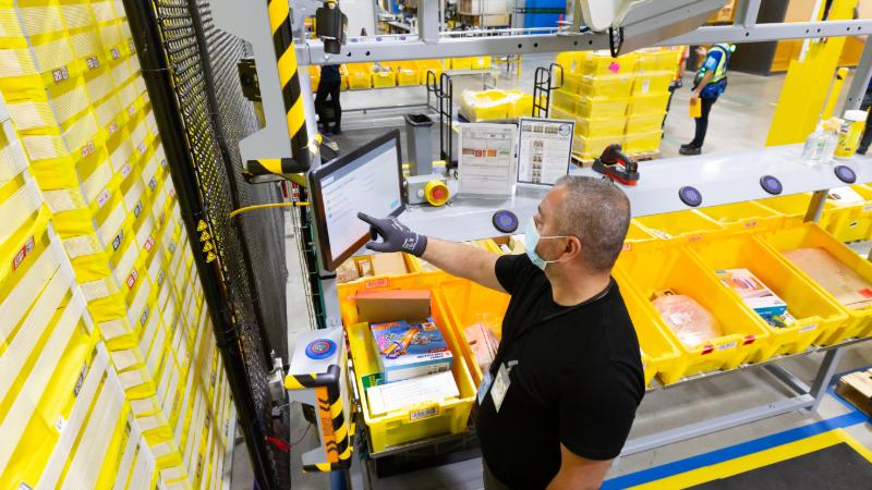 Amazon accused of interfering with Montreal union drive - Supply ...