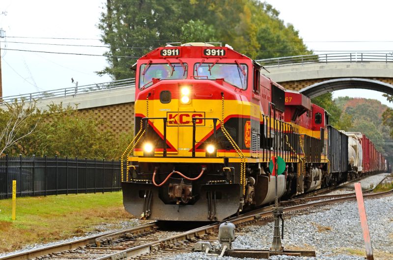 CP Rail, Kansas City Southern merger clears path for more cargo ...